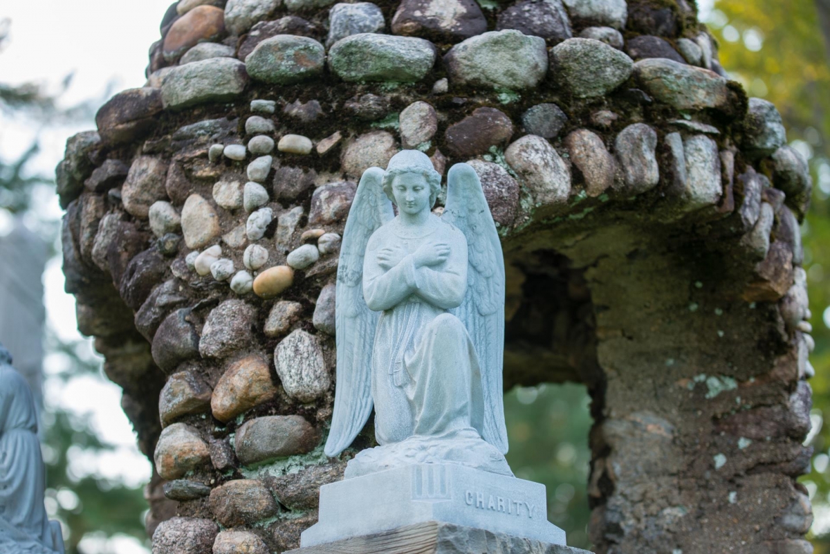 Mount Saint Peter Cemetery - Archdiocese of Hartford
